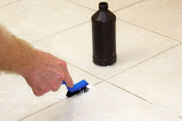 Grout Whitening Made Easy With Hydrogen Peroxide