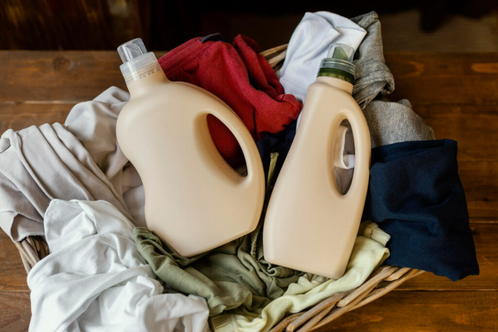Wool, Silk, and Delicates: Choosing the Right Laundry Liquid